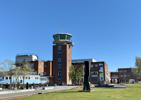 Fra flyplass til miljøby - SINTEF Fra flyplass til miljøby - SINTEF