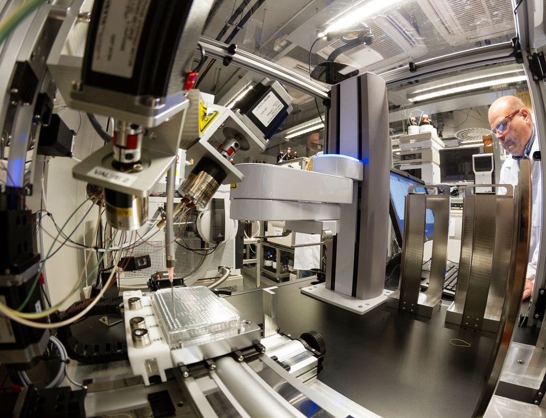 High throughput screening facility, Trondheim - SINTEF High throughput screening facility, Trondheim - SINTEF