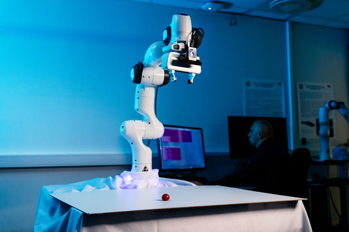 Robots with visual and tactile sensing can prevent tons of food waste ...